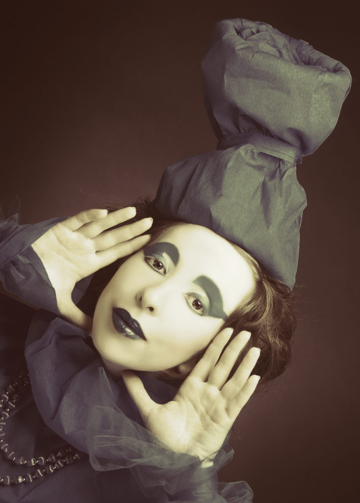 Immerse yourself in performance art in Australia - Global Medical ...